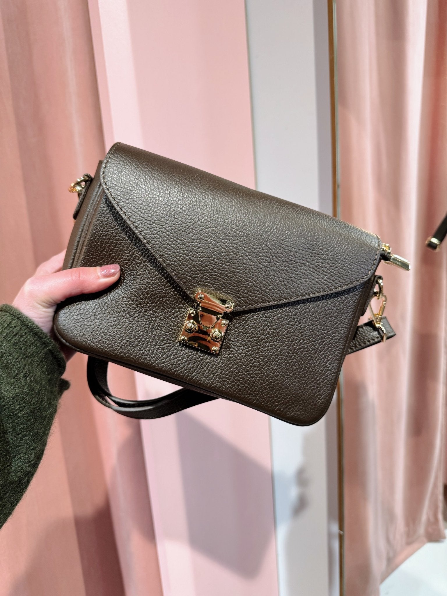 Esther Classic Bag - Bruin – HypeMode